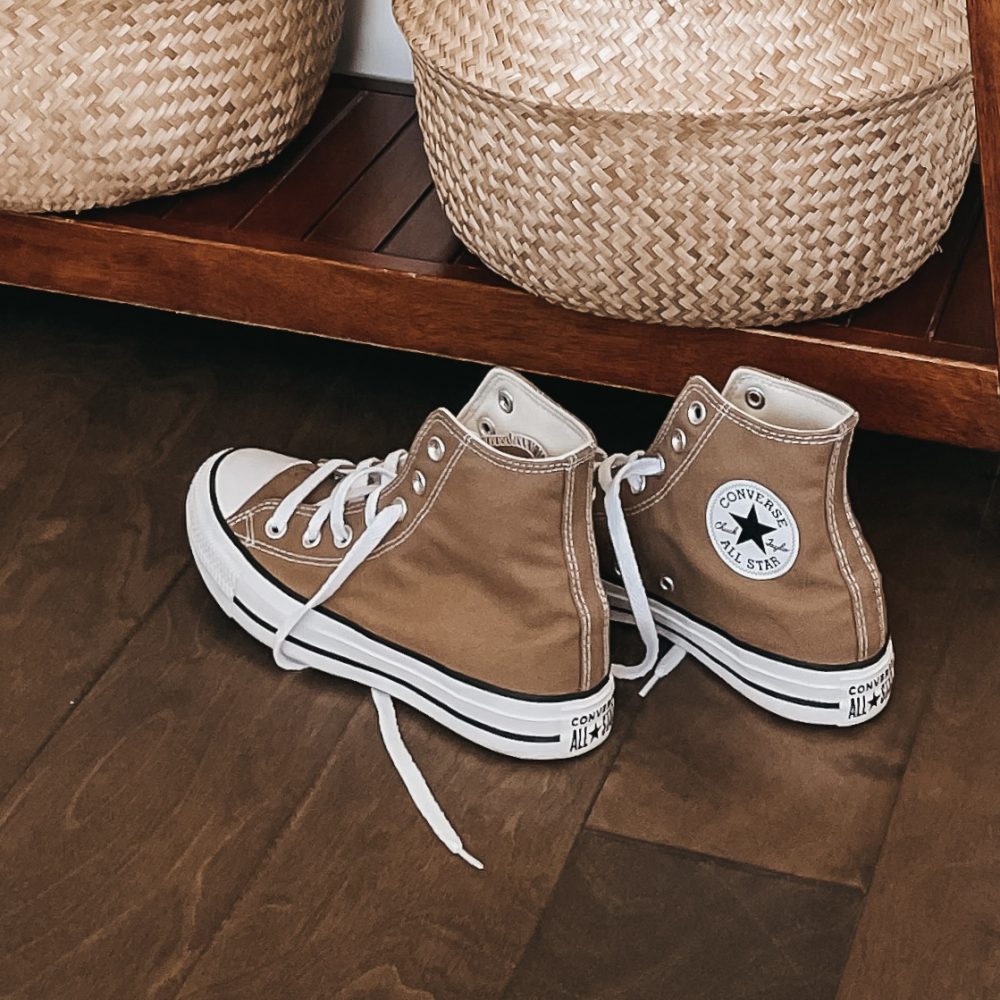 ElleBeeLovely – Elle Bee Lovely is a space where we, as women and ...